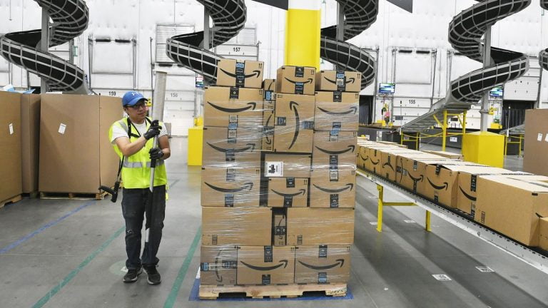 The Ultimate Guide to Amazon Customer Service: Tips and Tricks for a ...